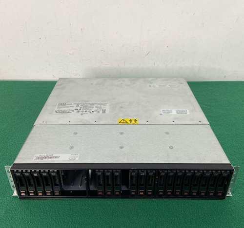 Схд 2.5”IBM DS3524(1746-E4A) 5х600 14х146Гб/2х585W