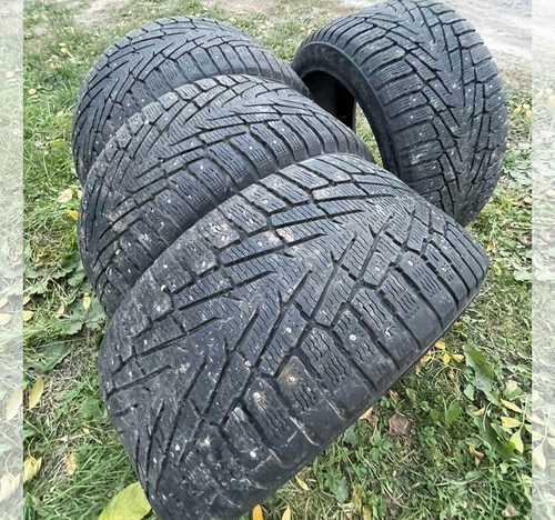 Nokian Tyres Hakkapeliitta 7 SUV 295/40 R21 100J