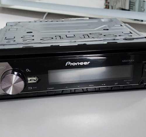 Магнитола Pioneer MVH-X580BT