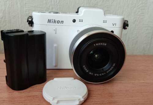 Фотоаппарат Nikon 1 v1 и nikkor 10-30