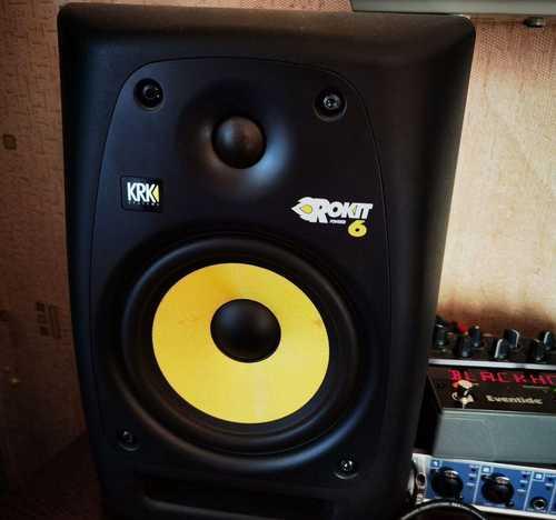 Мониторы KRK Rocket Powered 6 G2 (RP6G2)