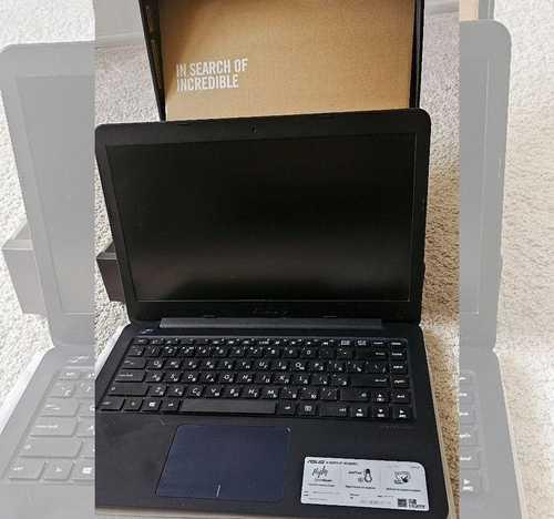 Ноутбук Asus VivoBook E402YA-FA031T, 14