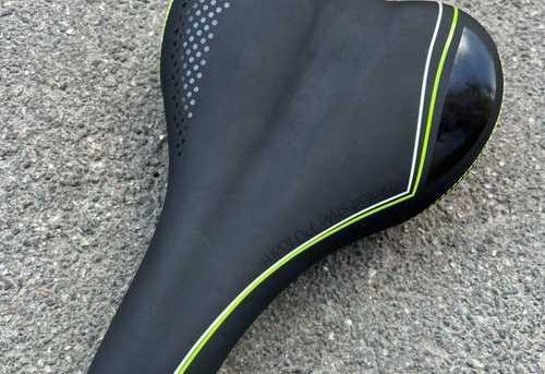 Седло велосипедное VS 04 calipso black/green