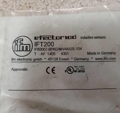 Индуктивный датчик IFM IFT200