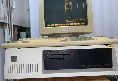 IBM PC XT 5160 ретро компьютер
