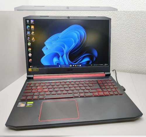 Игровой ноутбук Acer Nitro с 8 потоками и видеокартой 1650 (4GB)