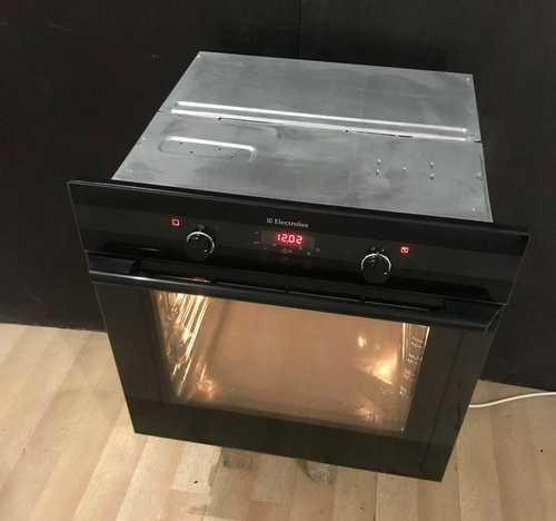 Премиальный духовой шкаф Electrolux. Доставлю