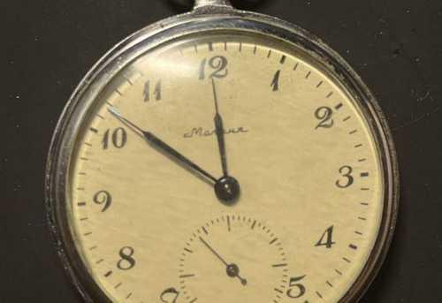 Карманные часы Молния СССР белые (84)