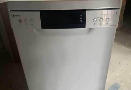 Посудомоечная машина Midea MFD45S370Wi белый