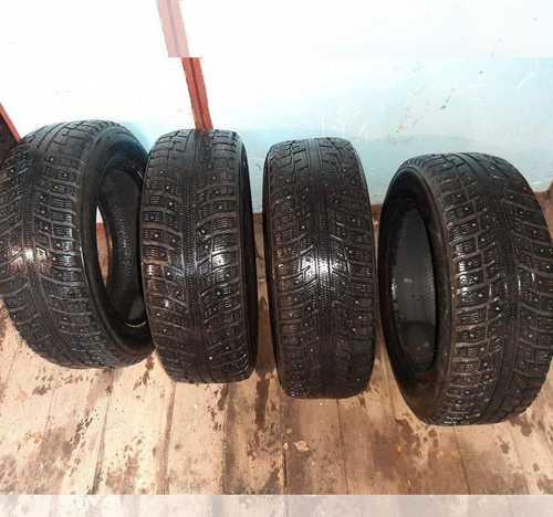 Kumho I'Zen KW22 205/60 R16 92