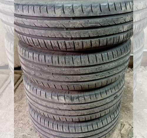 Viatti Strada Asimmetrico V-130 185/60 R15 84H