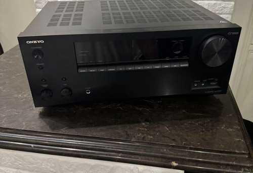 Av ресивер onkyo HT - R997