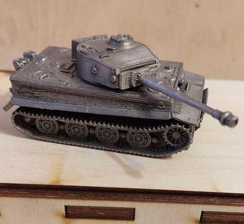 Модель танка Тигр I World of tanks масштаб 1/72