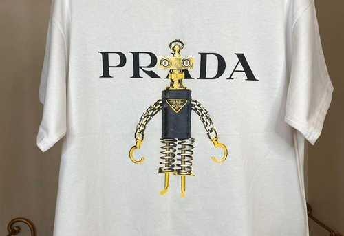 Футболка Prada