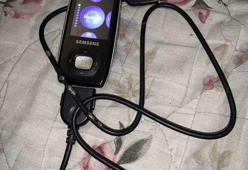 Samsung YP-T9B 1 Gb не рабочий + кабель Mp3-плеер