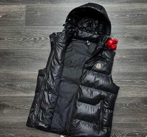 Жилетка Moncler глянец