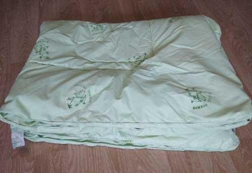 Утепленное одеяло детское, постельное белье