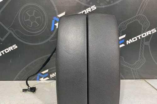 Подлокотник Bmw X5 E70 N52B30 2007