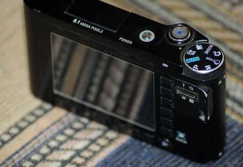 Компактный фотоаппарат Samsung NV8