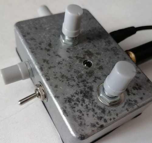 Drone noise synth