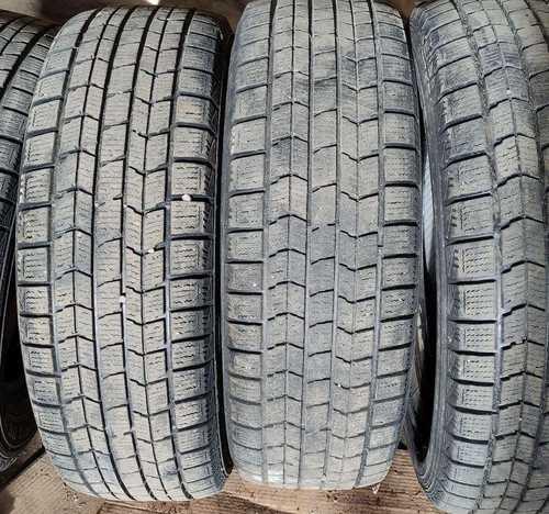 Dunlop Graspic DS3 215/65 R16 98Q