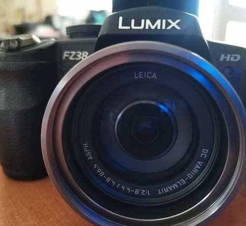 Фото видео камера Lumix Panasonic DMC-FZ38