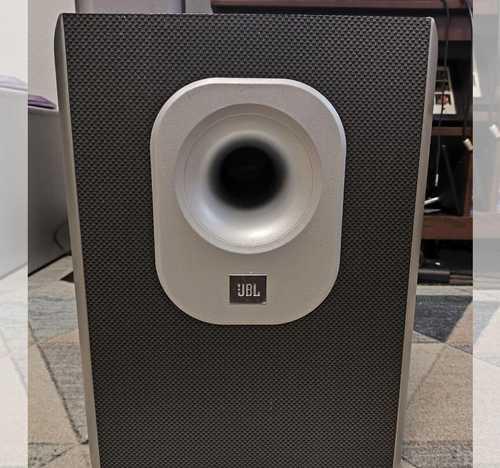 Сабвуфер JBL SUB 200/230