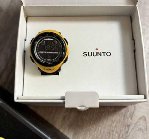 Часы suunto Vector