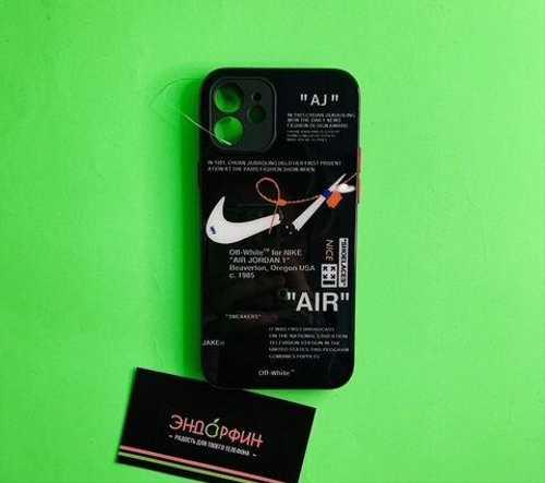 Чехол Nike для iPhone 12