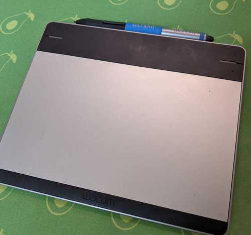 Графический планшет Wacom Intuos CTH-480