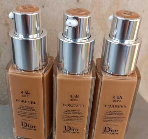 Крем тональный Dior forever 4.5N, 20мл