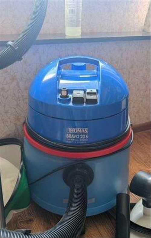 Пылесос моющий Thomas Bravo 20S Aquafilter 1600Вт