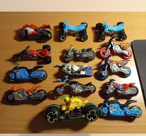 Мотоциклы Hot Wheels