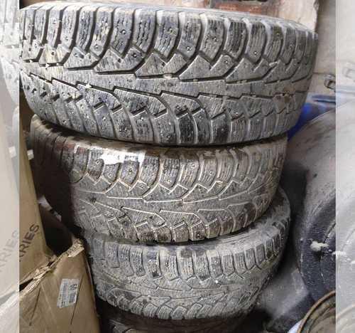 Nokian Tyres Nordman 5 215/65 R16