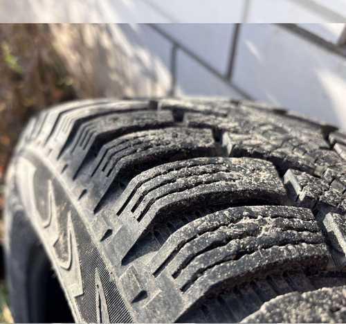 Nokian Tyres Hakkapeliitta 5 225/65 R17