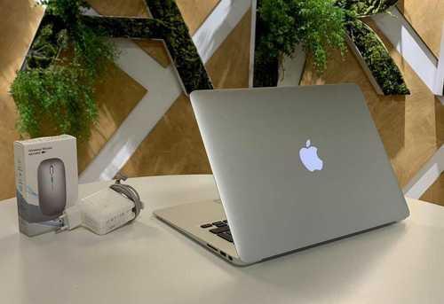 MacBook air 13 i7, 8gb ssd