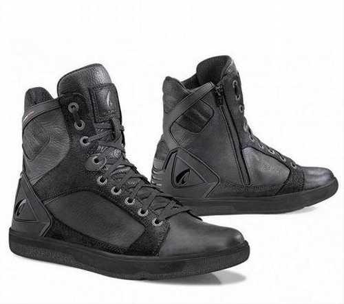 Мотоботы Forma Hyper black