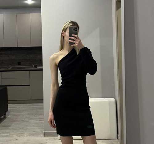 Платье Zara черное