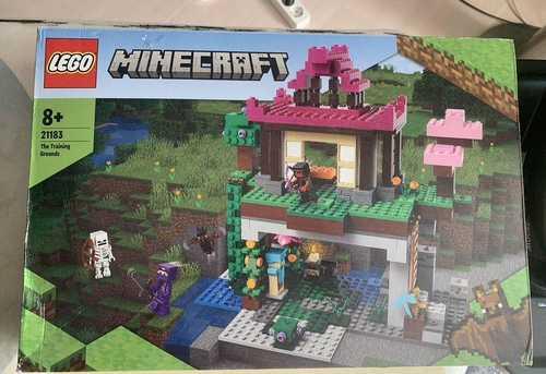 Lego Minecraft 21183 8+