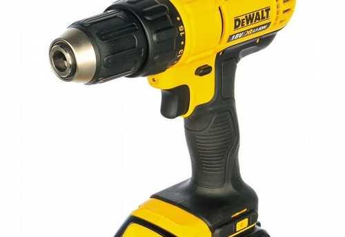 Аккумуляторная дрель-шуруповерт Dewalt DCD 771 C2