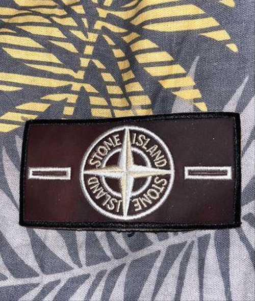 Фото патча stone island