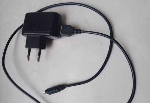 Зарядное устройство Philips c micro USB