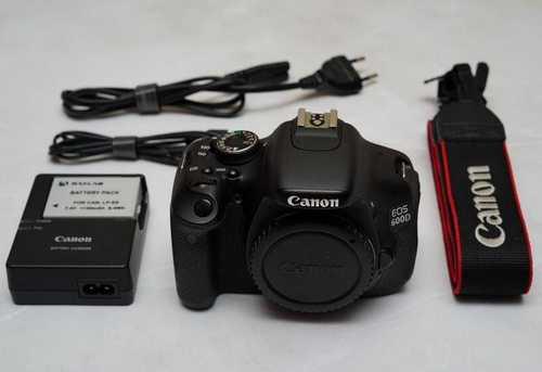 Фотоаппарат Canon 600D + доп аккумулятор