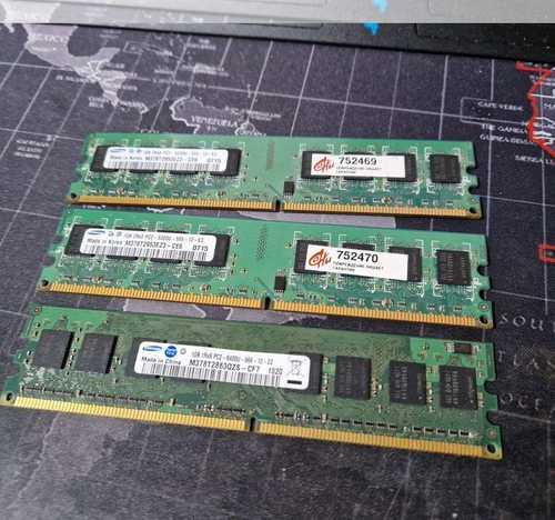 Оперативная память Samsung DDR2 3x1Gb