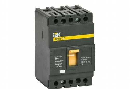 Автоматический выключатель IEK ва88-32 3Р 100А