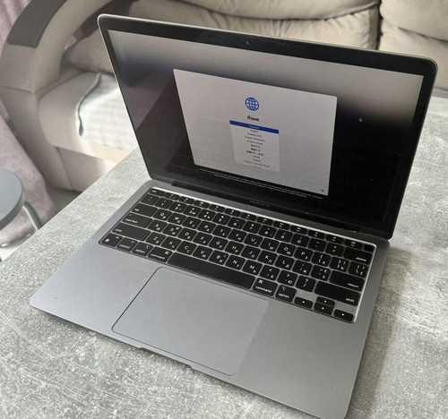 Apple macbook air 13 M1