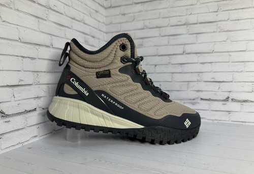 Женские кроссовки Columbia. Размеры 36-40
