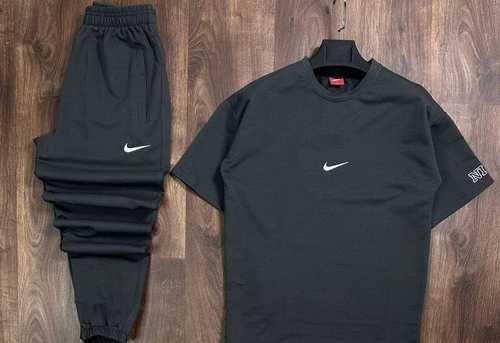 Спортивный костюм Nike штаны и футболка