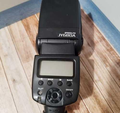 Вспышка Viltrox jy680a Nikon