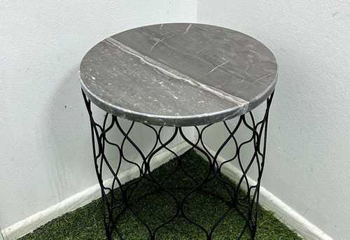 Журнальный столик из камня в стиле лофт